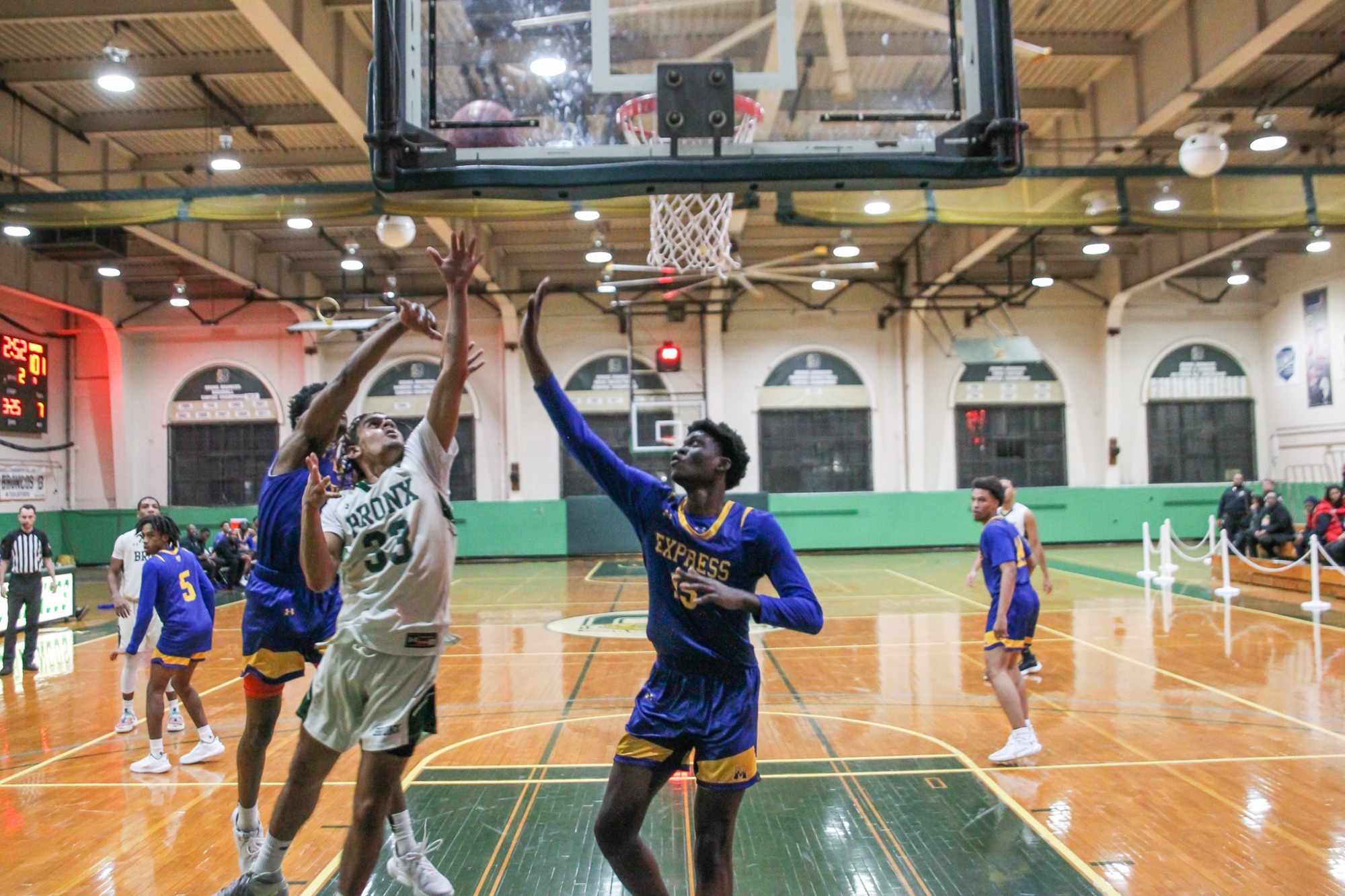 Monroe-Bronx's speed too much for Broncos as Express solidifies 105-57 ...