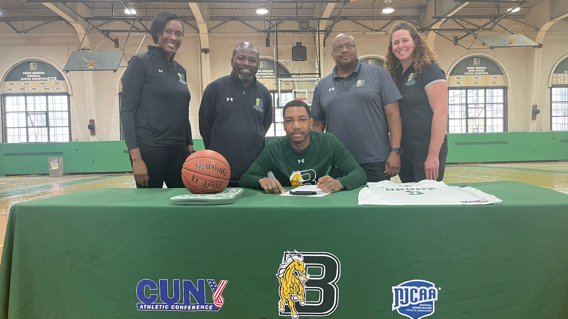 Men’s Basketball signs Dominique Norman for upcoming season - Bronx ...