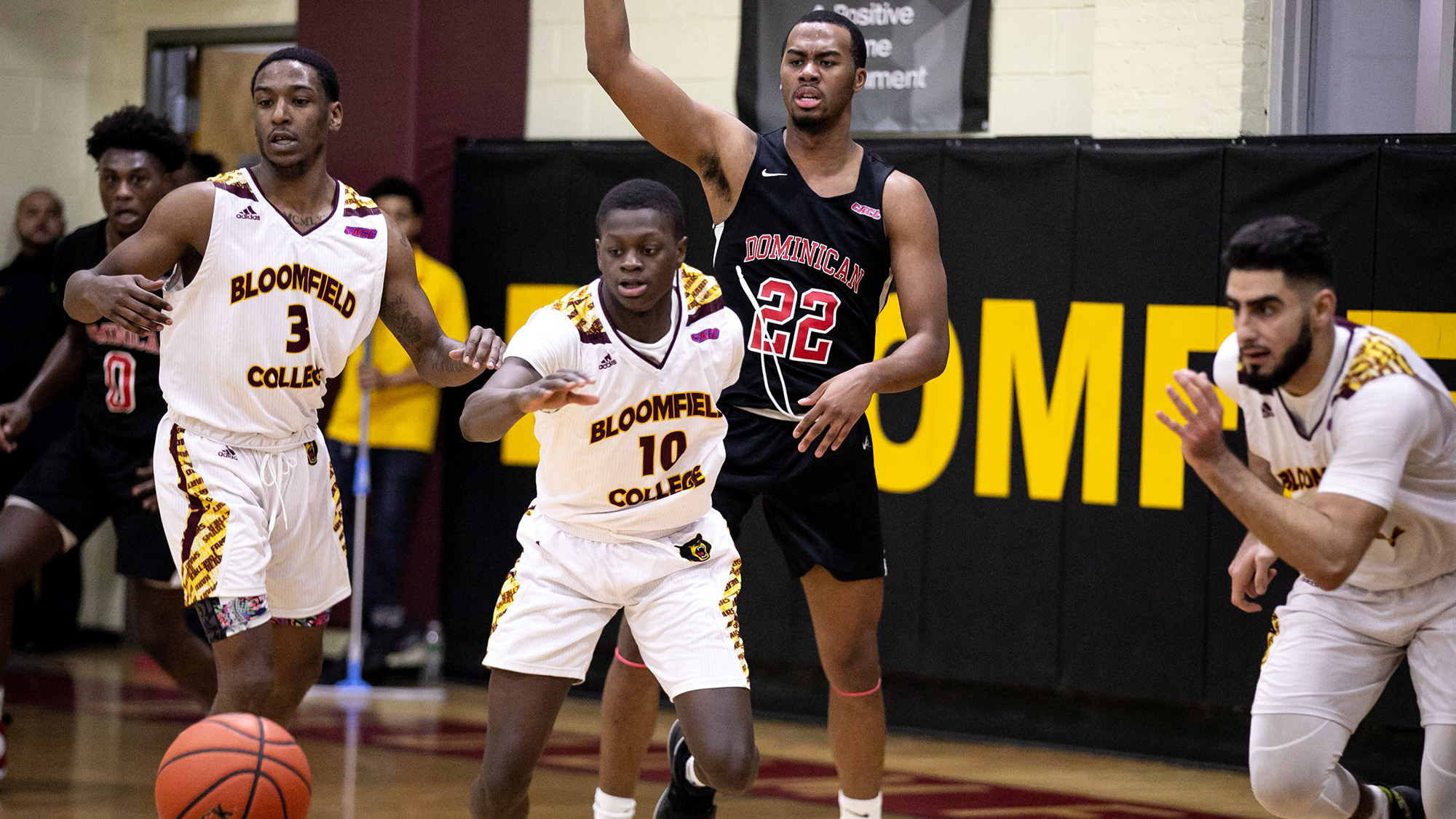 Dontay Julius - Men's Basketball - Bloomfield College Athletics
