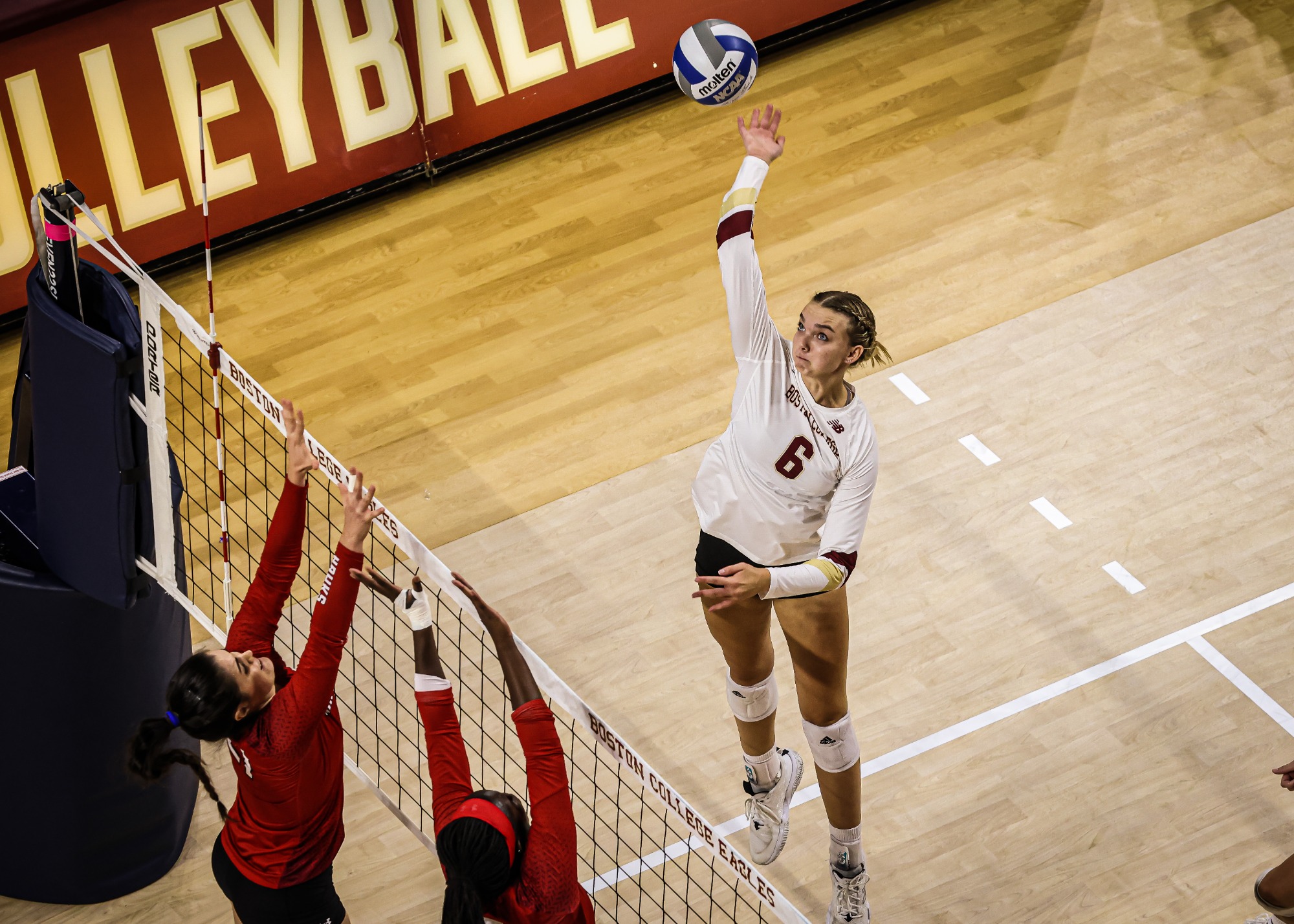 Eagles Come Up Short in Five Set Thriller - Boston College Athletics