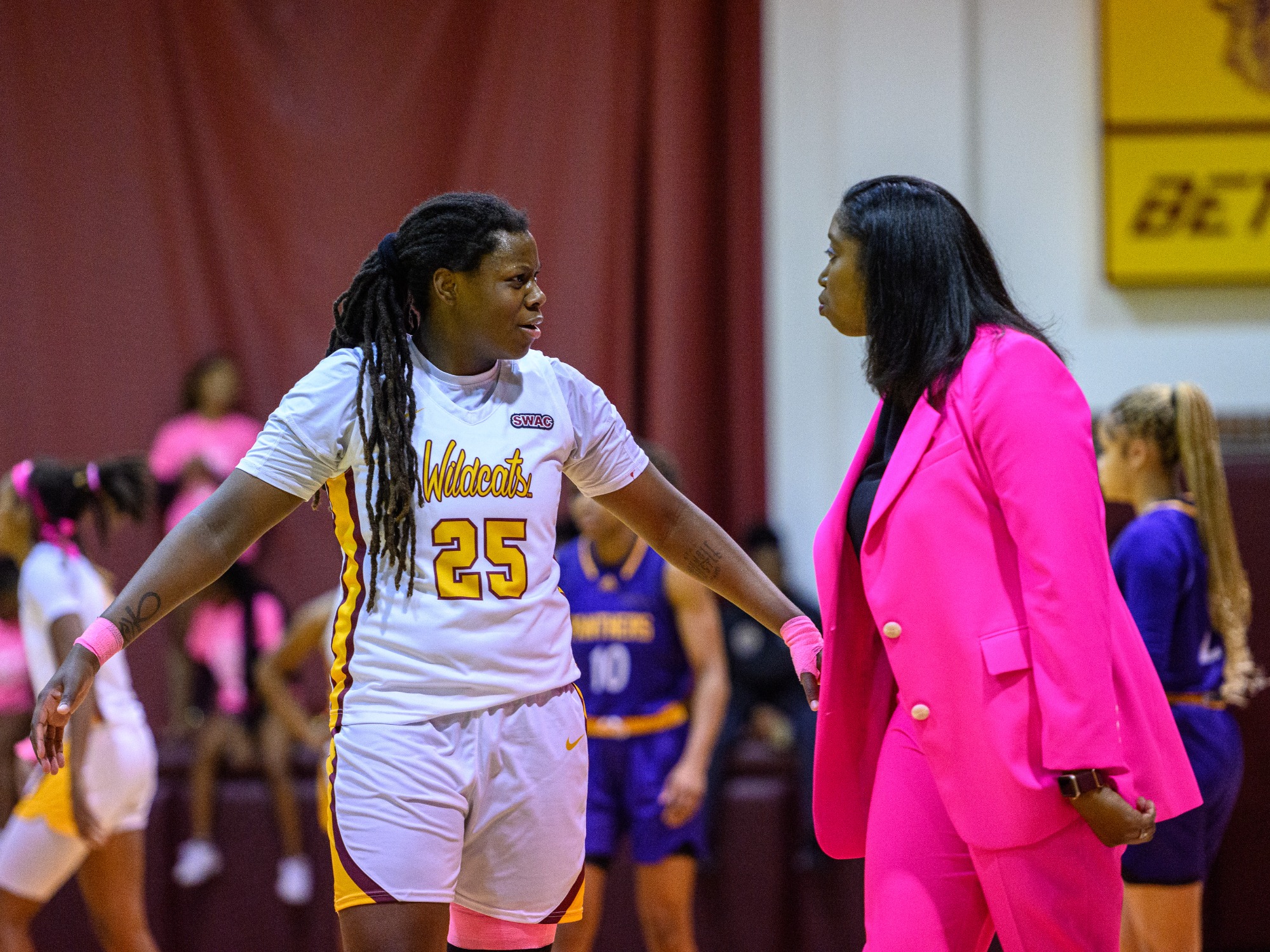 Wildcats Train with Marines for Team Building - Bethune-Cookman University Athletics