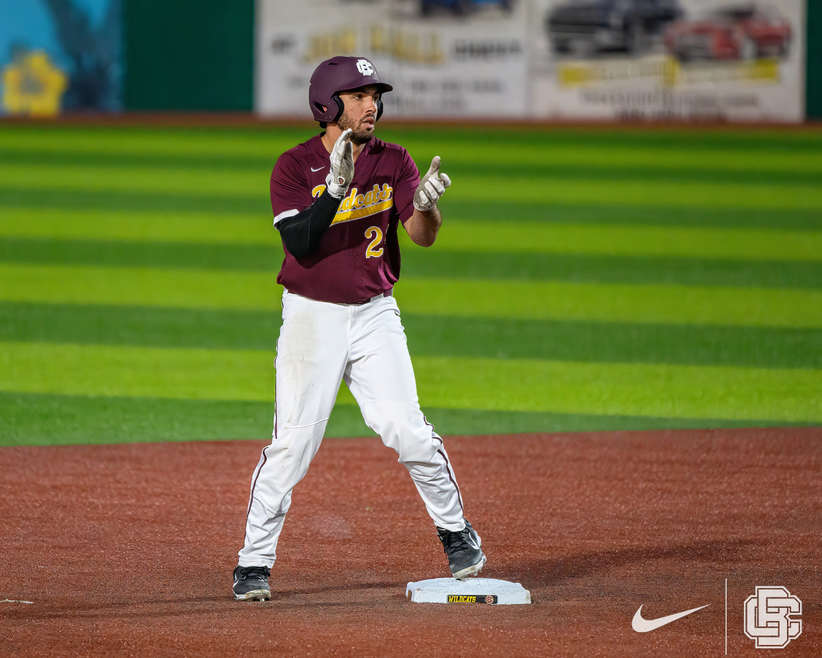 Gonzalez Walks-off Dolphins - Bethune-Cookman University Athletics