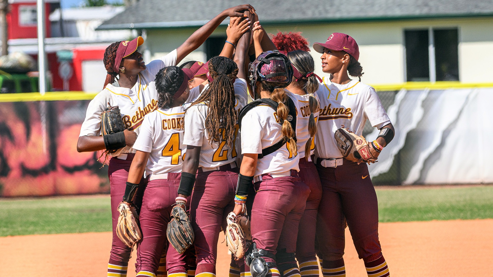 Softball Hosts JU in Regular Season Finale - Bethune-Cookman University ...