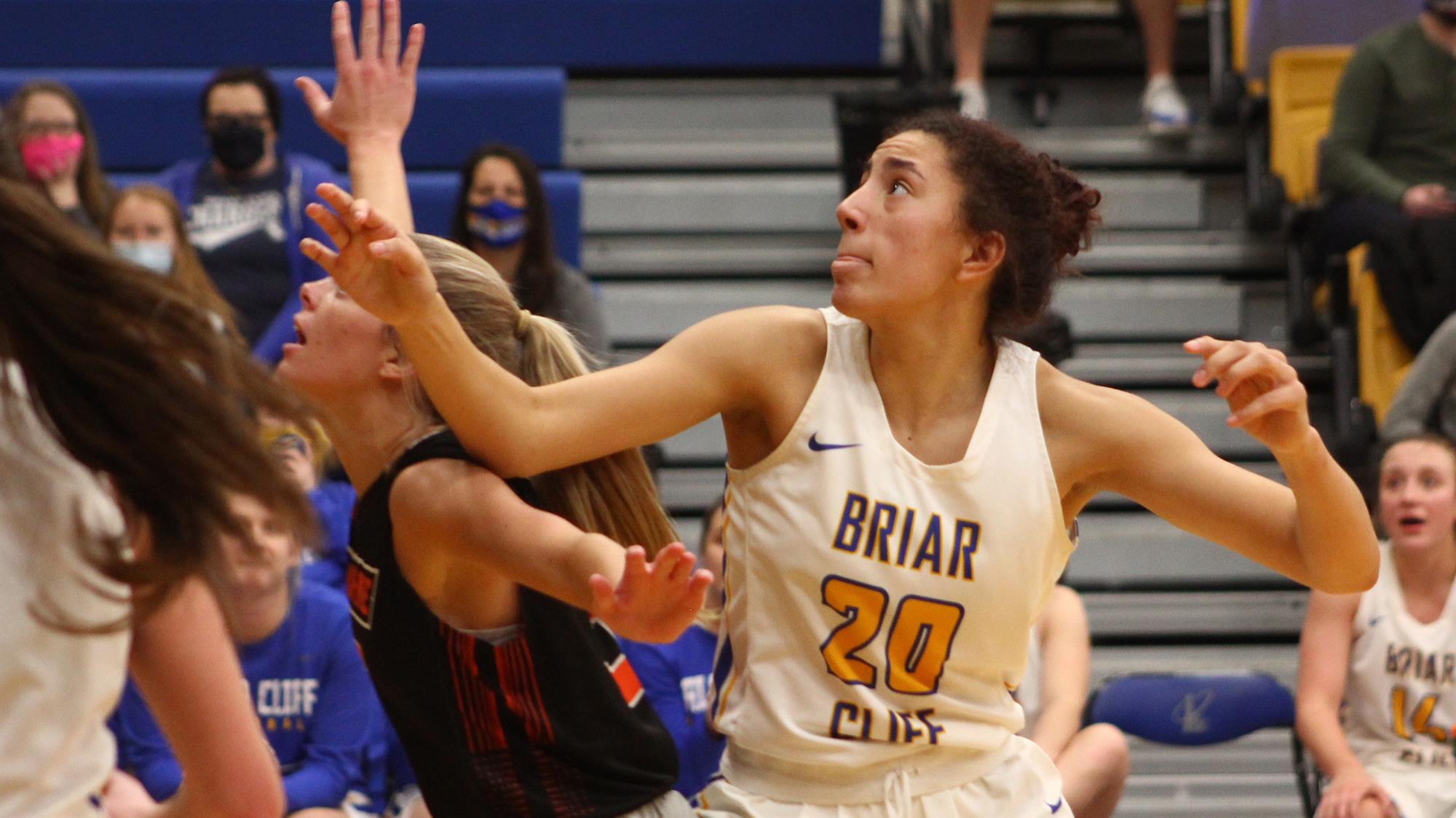 Mya Hendry - 2021-22 - Women's Basketball - Briar Cliff University