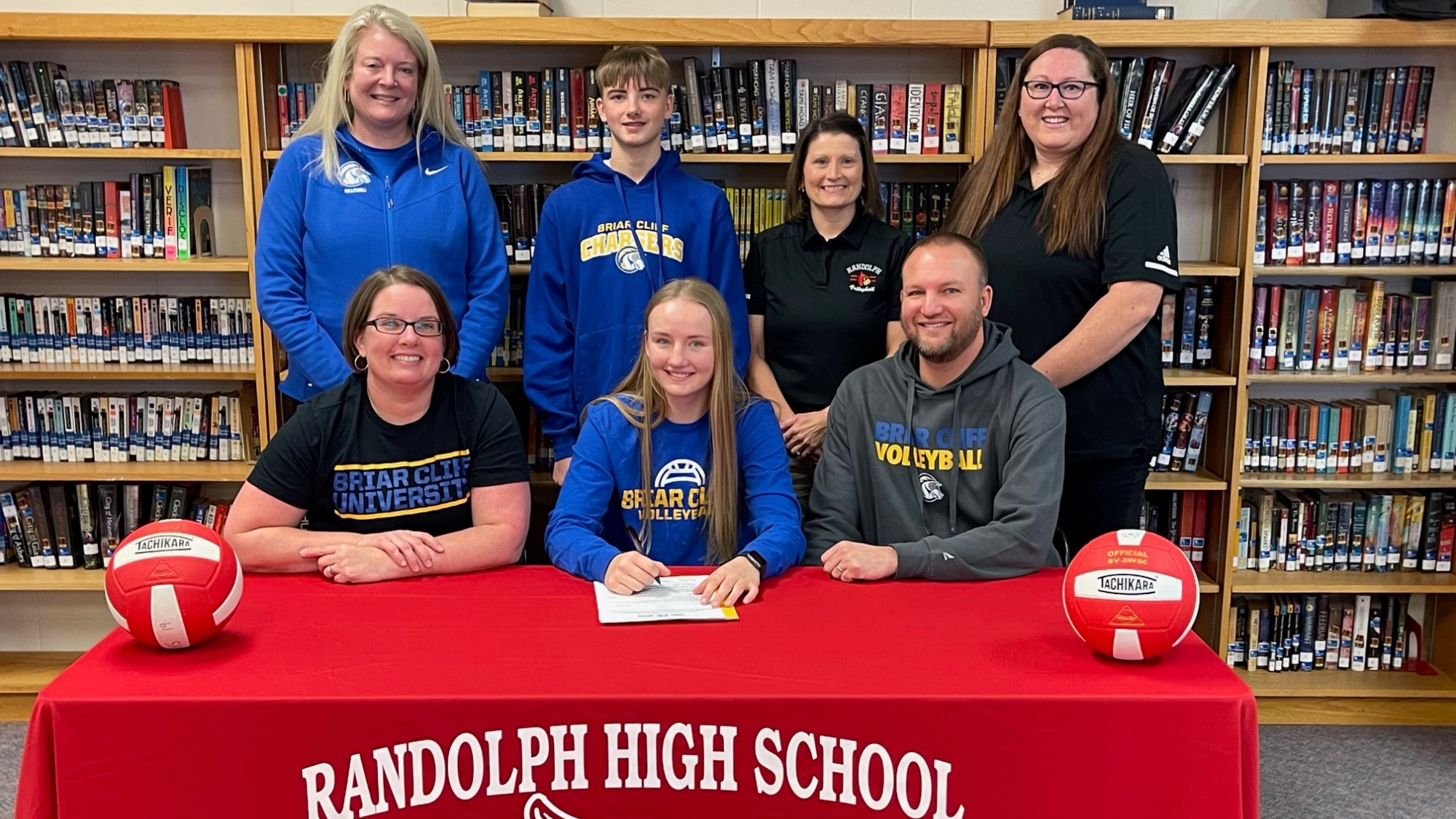 CHARGER VOLLEYBALL SIGNS ENGEL TO 2023 CLASS - Briar Cliff University