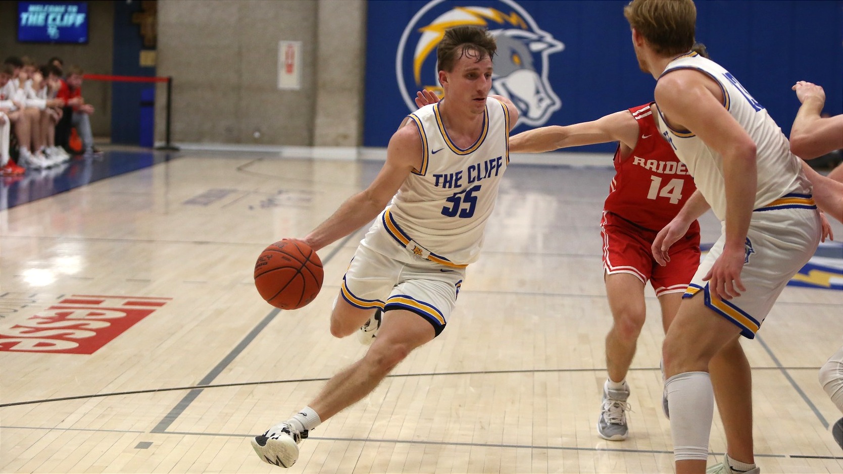 STILWILL SCORES 26, LEADS CHARGERS OVER RV NORTHWESTERN 100-89 - Briar ...