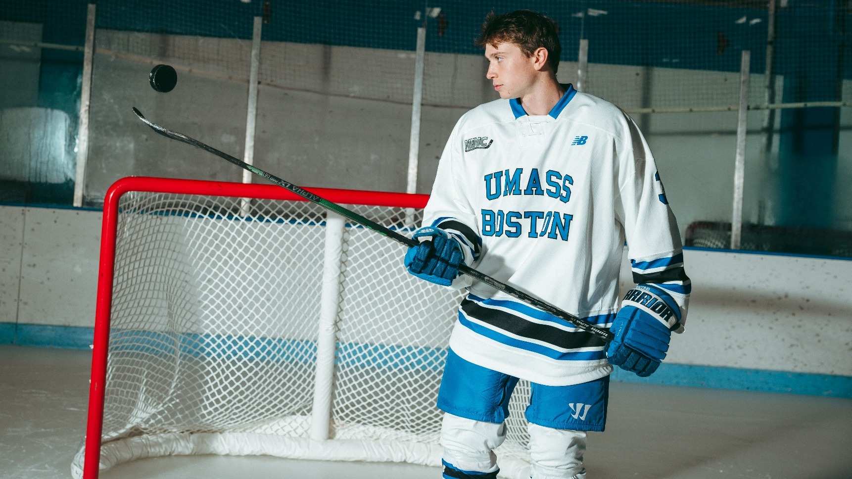 Men’s Hockey Victorious In Dog Fight With USM Huskies - UMass Boston