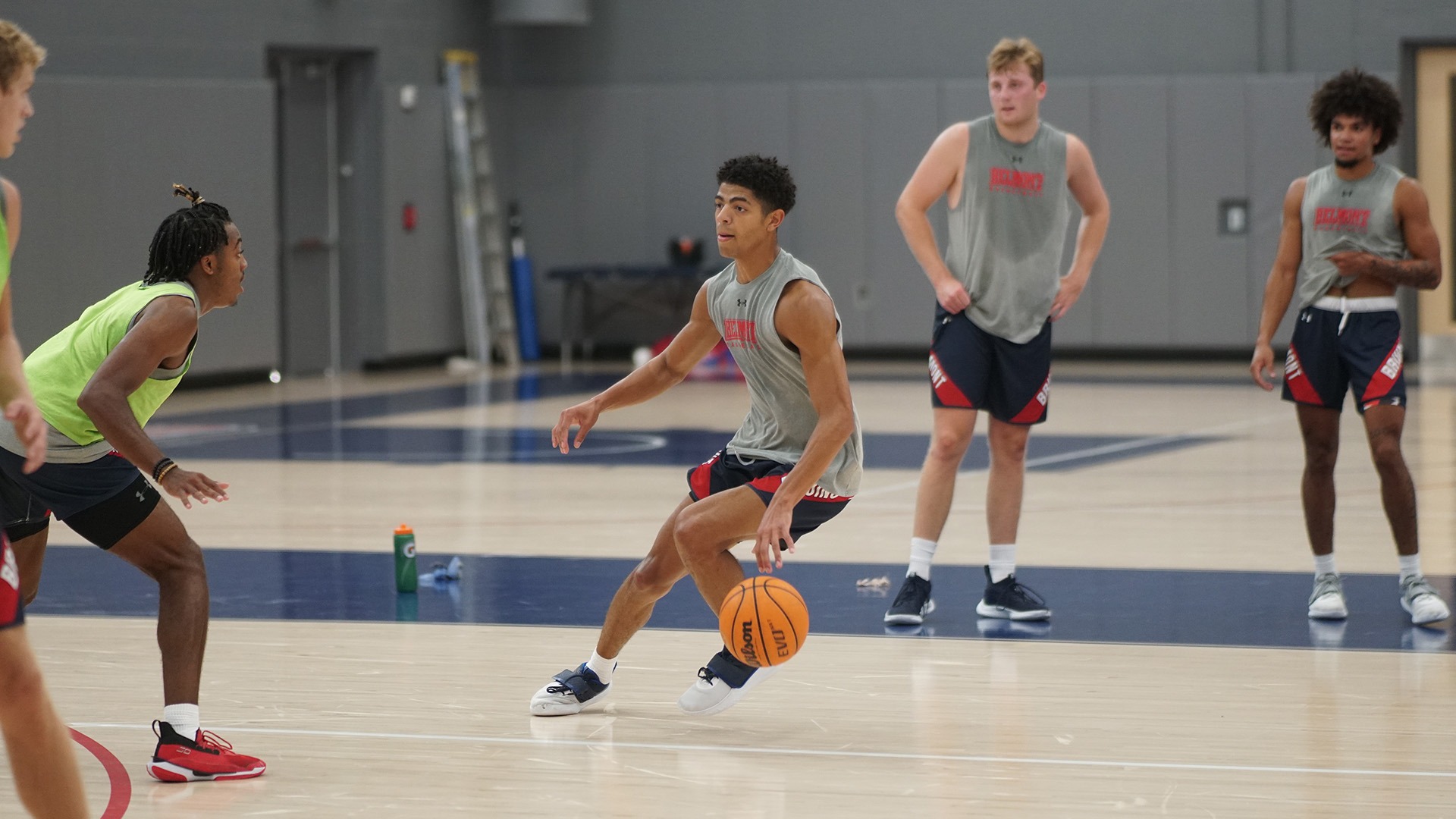 Men's Basketball Hosts Drake Sunday - Belmont University