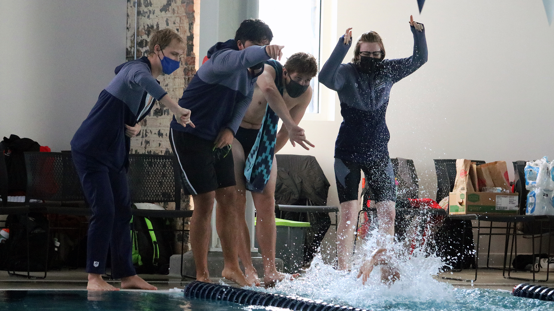 Bucs Make Return to the Pool Against Titans - Beloit College