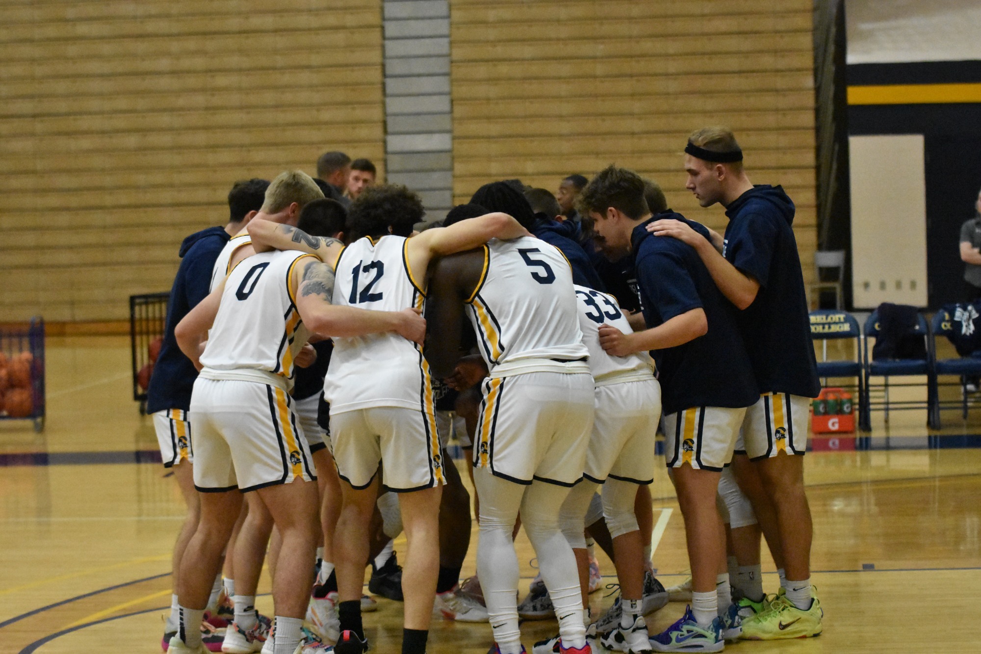 Buccaneers Win Two At Defiance Tournament - Beloit College