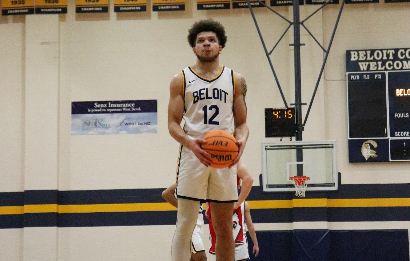 Buccaneers' Win Streak Pushed to Six in Narrow Win Over Stars - Beloit ...