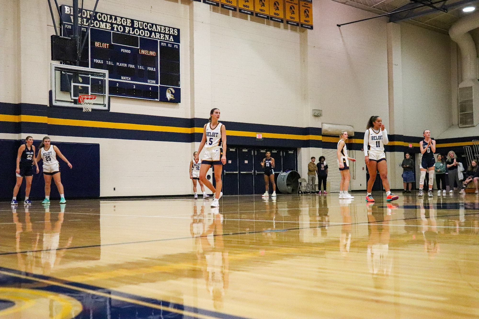 Women's Basketball Stalls Against Red Hawks - Beloit College