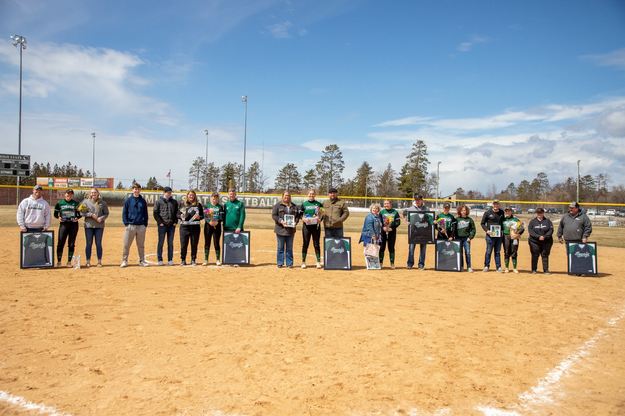 Beavers split series with SMSU on Senior Day as Damerow tosses nine ...