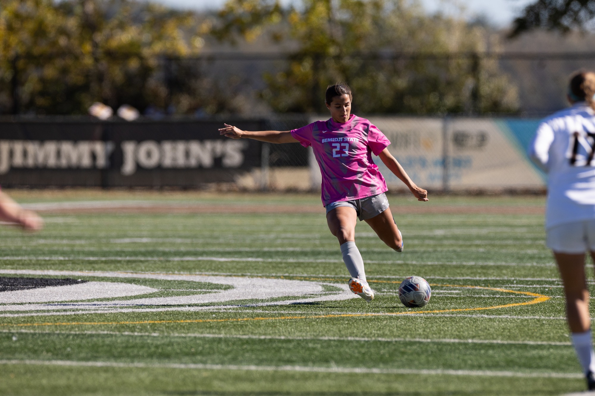 Beavers hit the road for key matches at Wayne State and Augustana ...