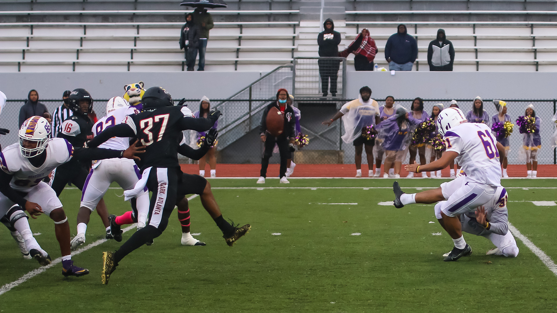 Tigers Edge Clark Atlanta With Last-Second Field Goal - Benedict ...