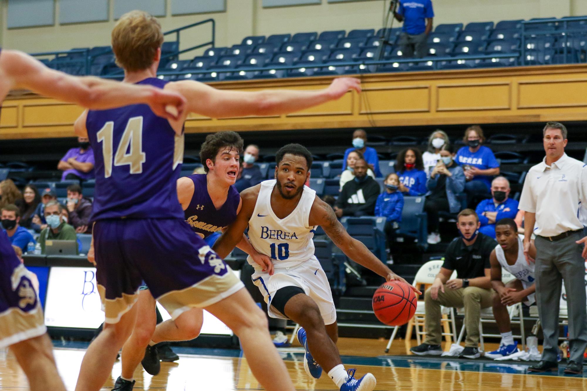 Trio Leads Men’s Basketball to Season Opening Win - Berea College