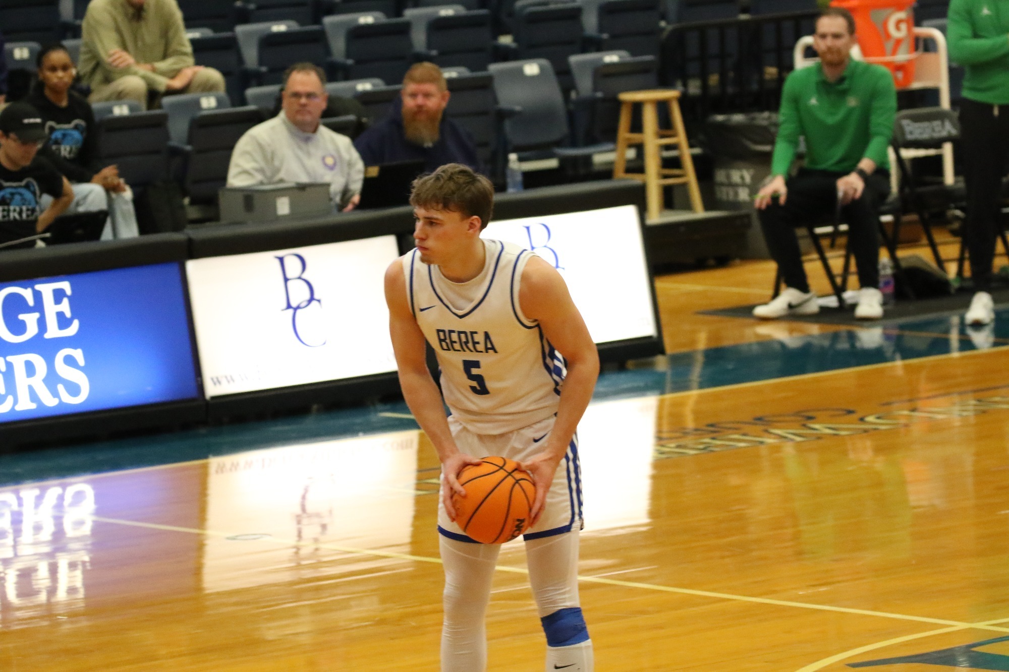 Hemenway Steps Down as Men's Basketball Coach - Berea College