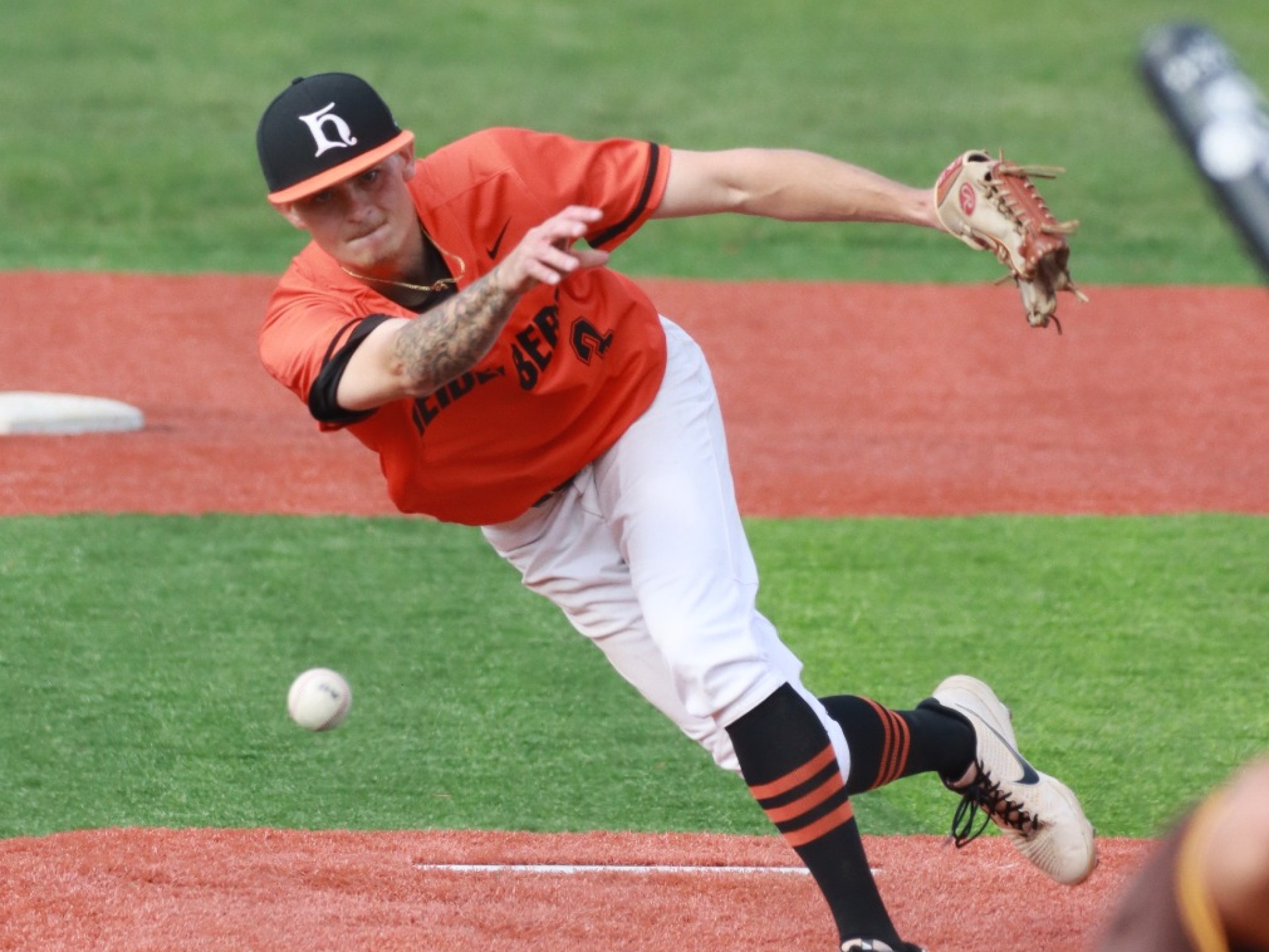 Baseball moves to 2-0 - Heidelberg University