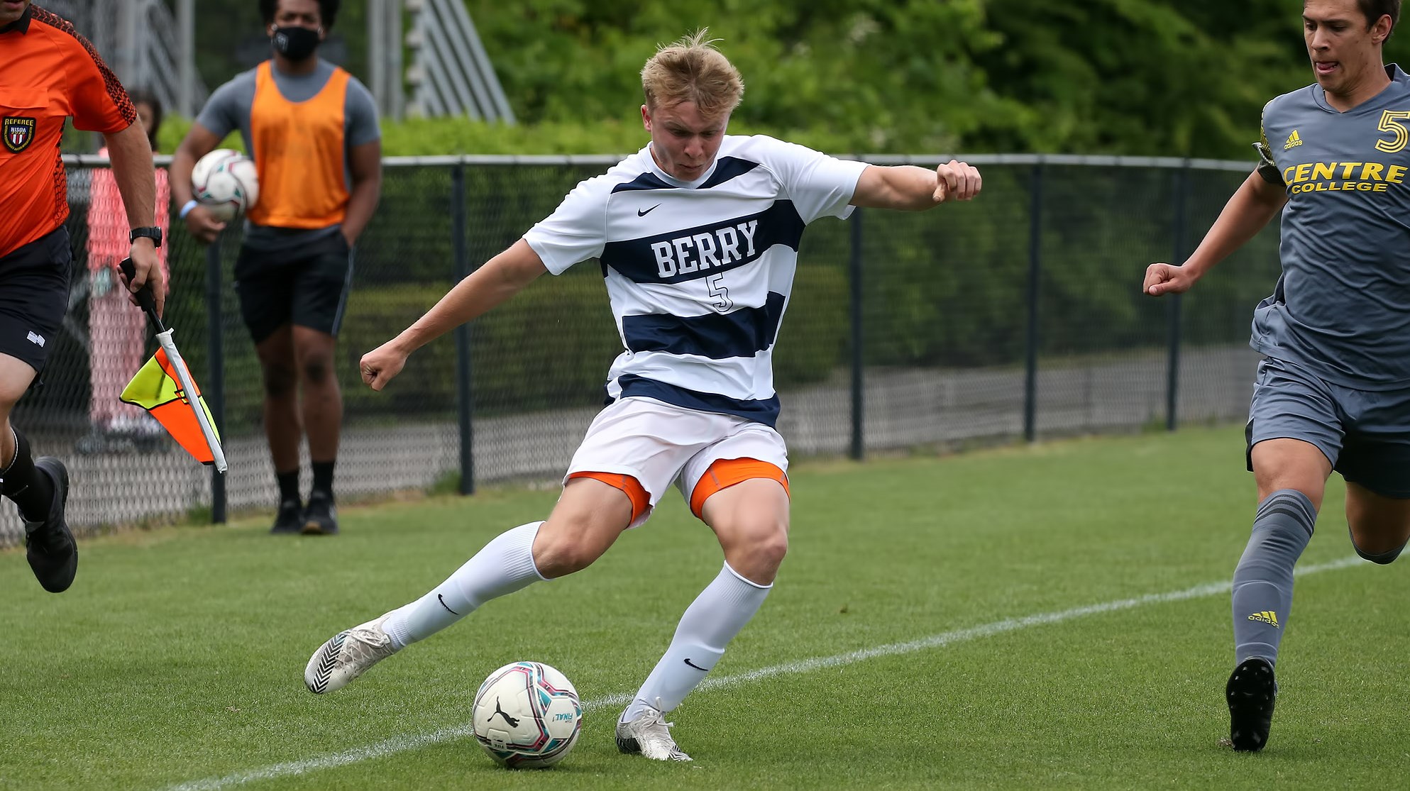 Second Half Outburst Lifts Berry Men To 3-0 Win - Berry College