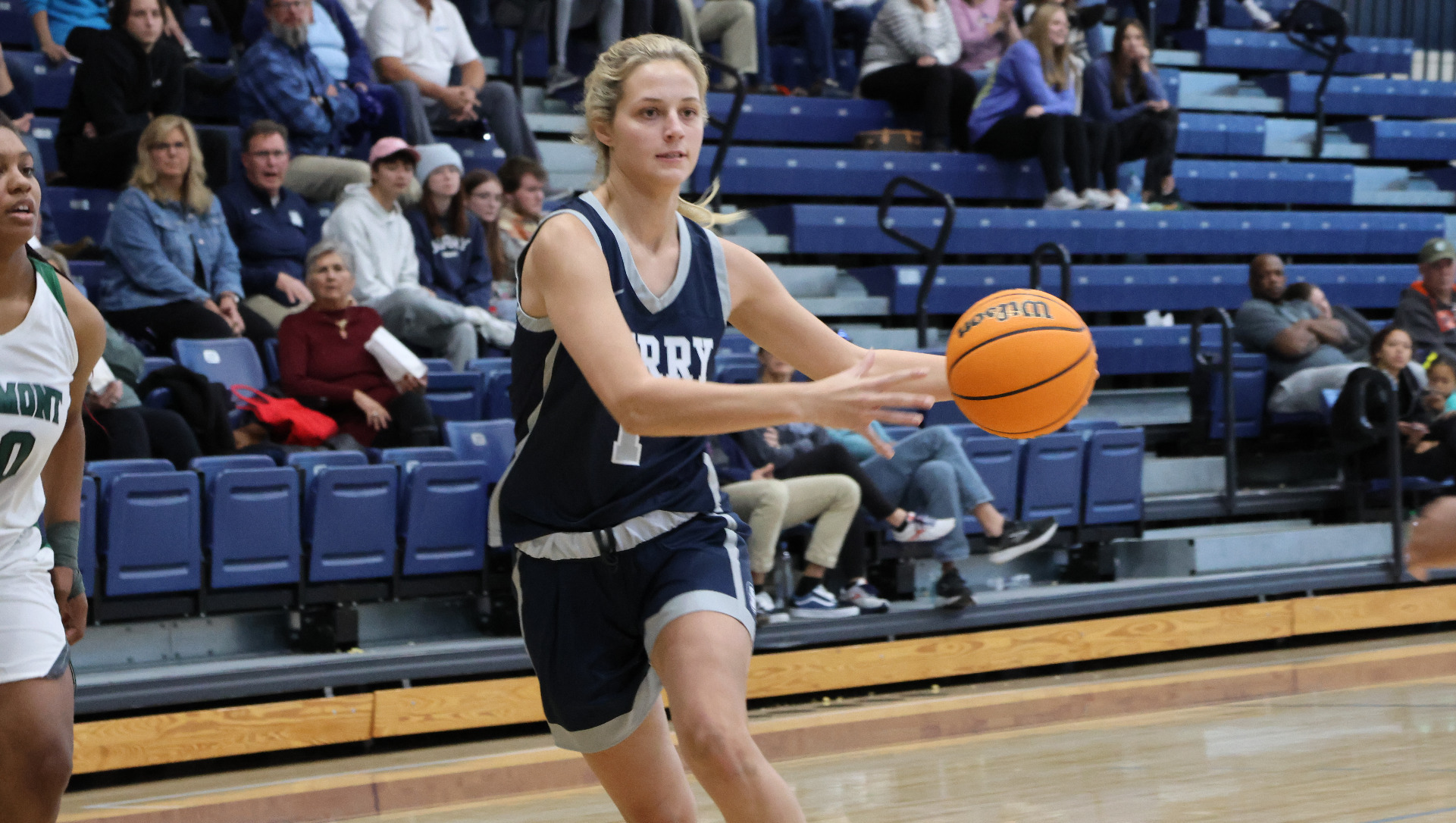 Vikings Celebrate Senior Day with Victory - Berry College