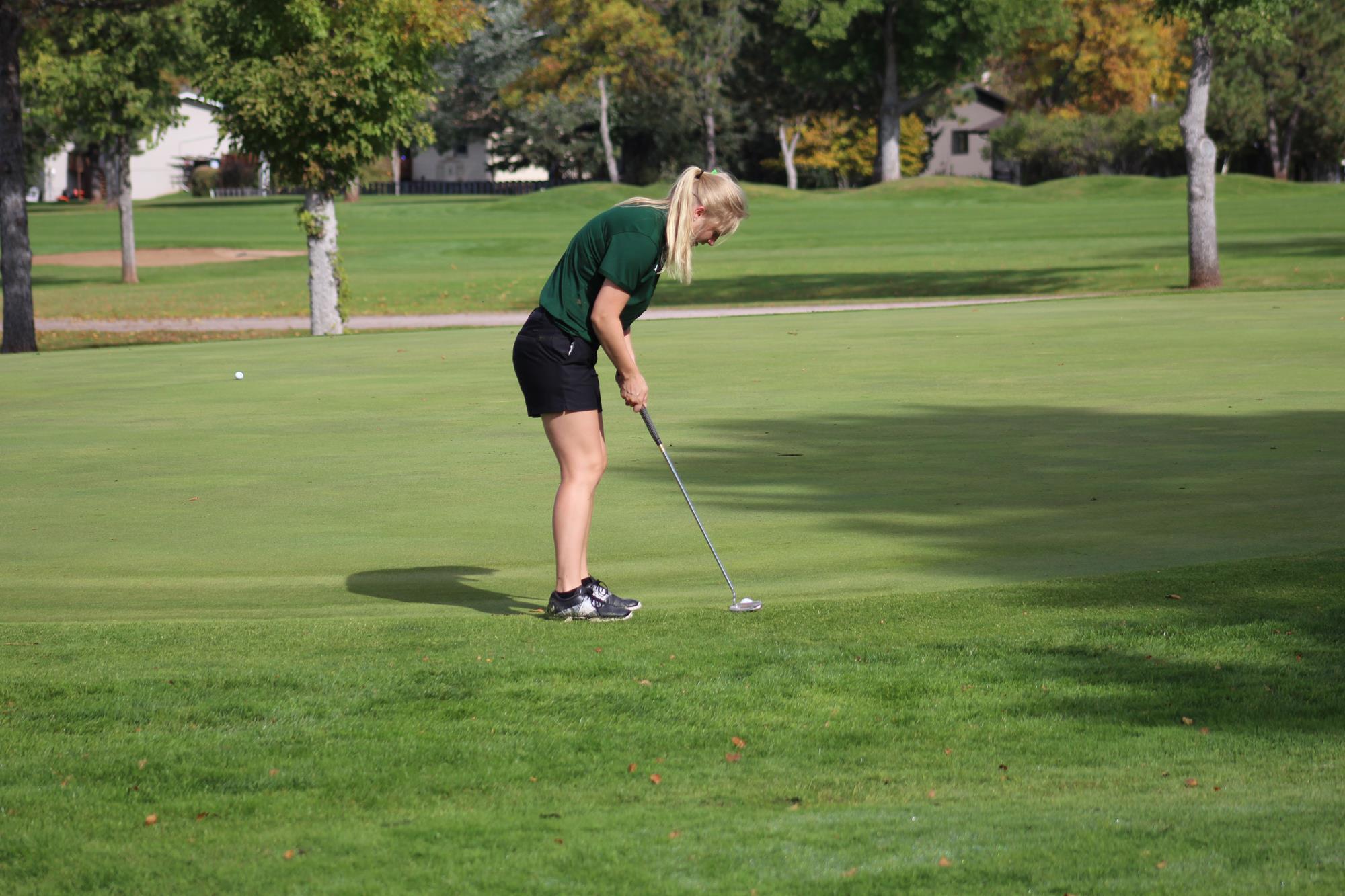 Kiley Phares - Women's Golf - Black Hills State University Athletics