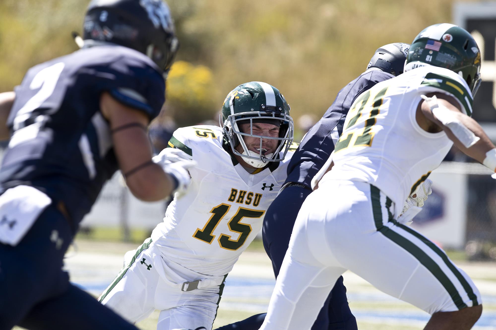 FB: Yellow Jackets Fall to #11 Thunderwolves - Black Hills State ...