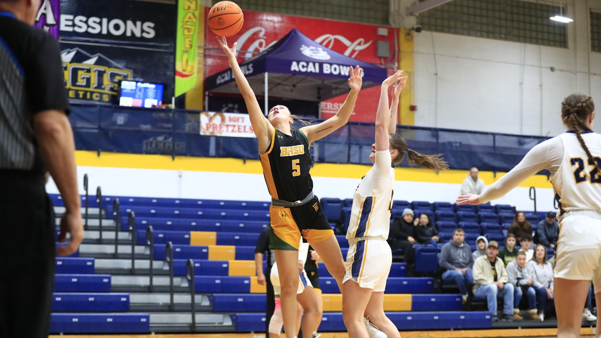 Yellow Jackets Fall Shy of Comeback in Fourth Quarter, Drop One to ...