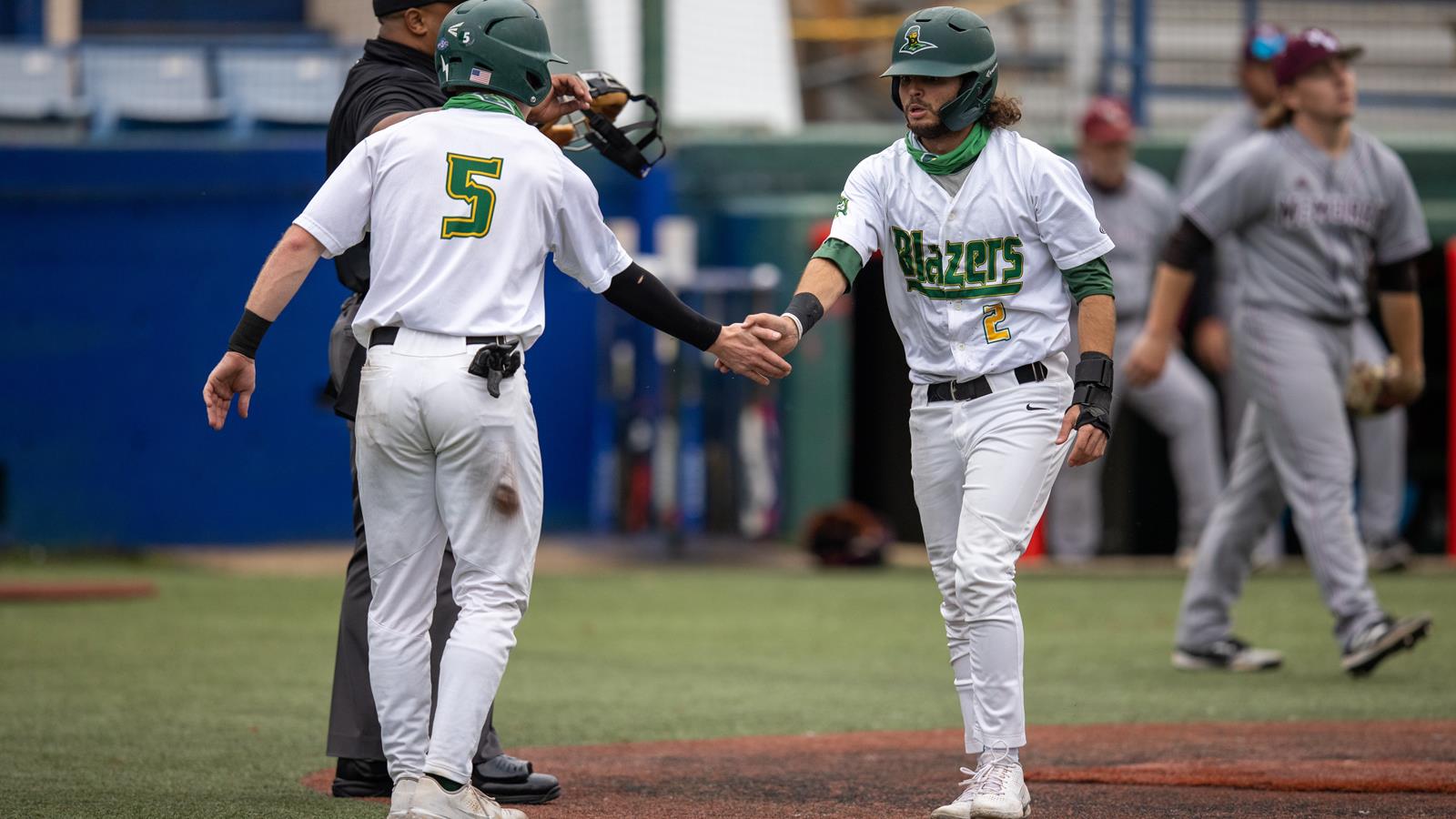 Blazers Split Friday Doubleheader Against Comets - Belhaven University ...