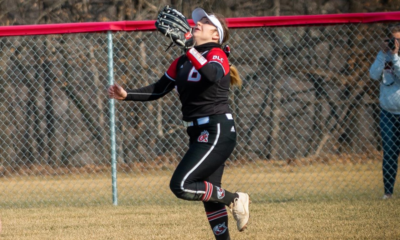 Eden Ambrose - Softball - Bethany Lutheran College Athletics