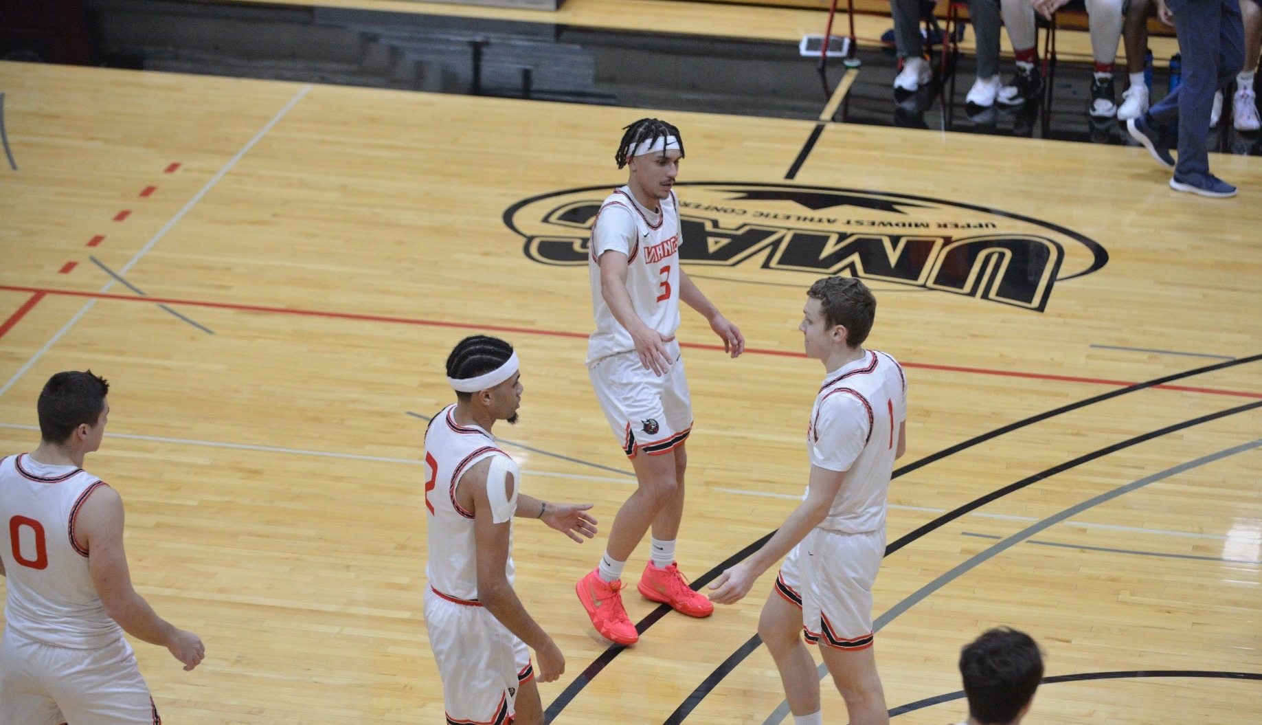Men's Basketball Caps of Undefeated UMAC Slate with Win Over Superior ...
