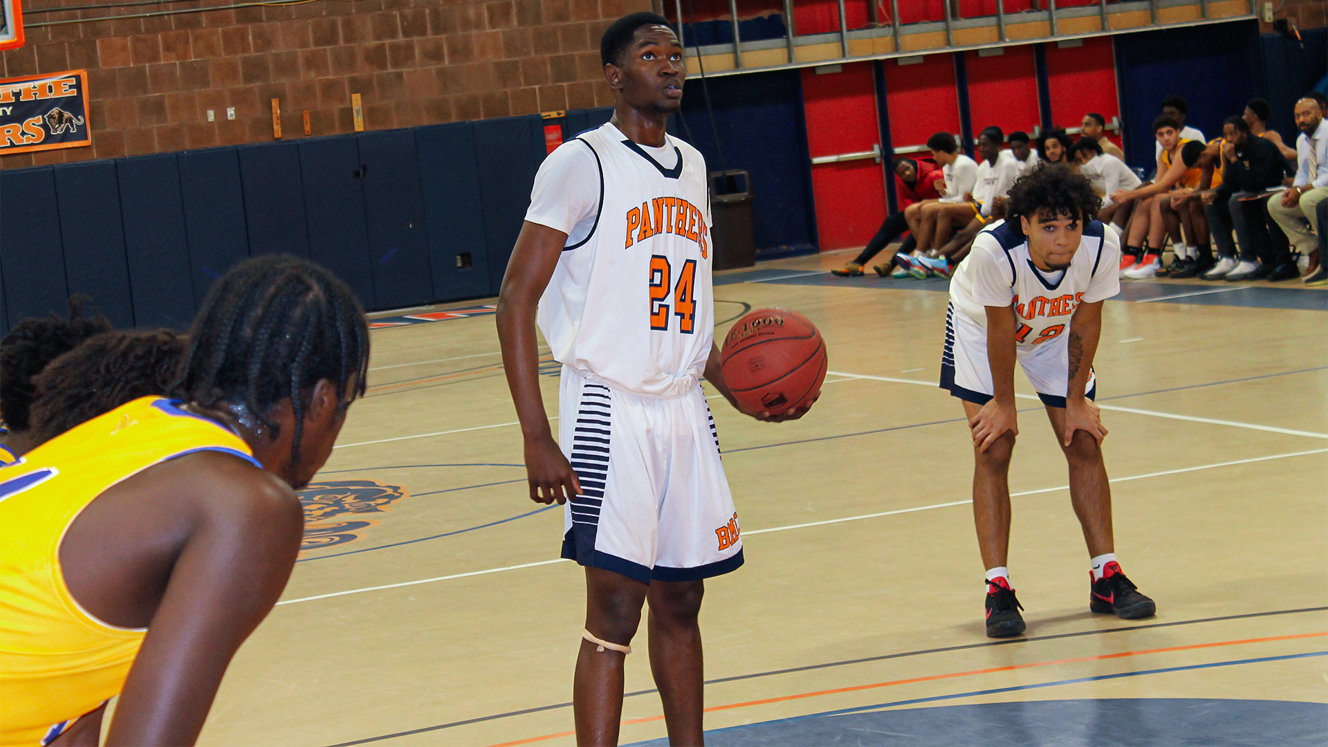 Monroe-Bronx Upends Men’s Basketball, 71-54, in Region 15 Action At ...