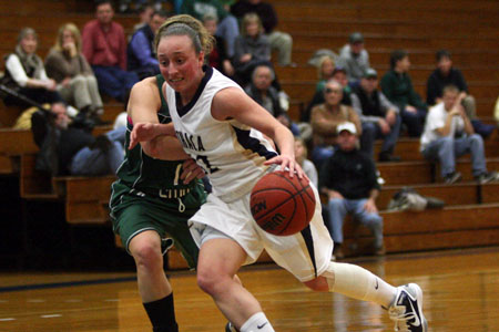 Jacqueline Shinall - Women's Basketball - Ithaca College Athletics