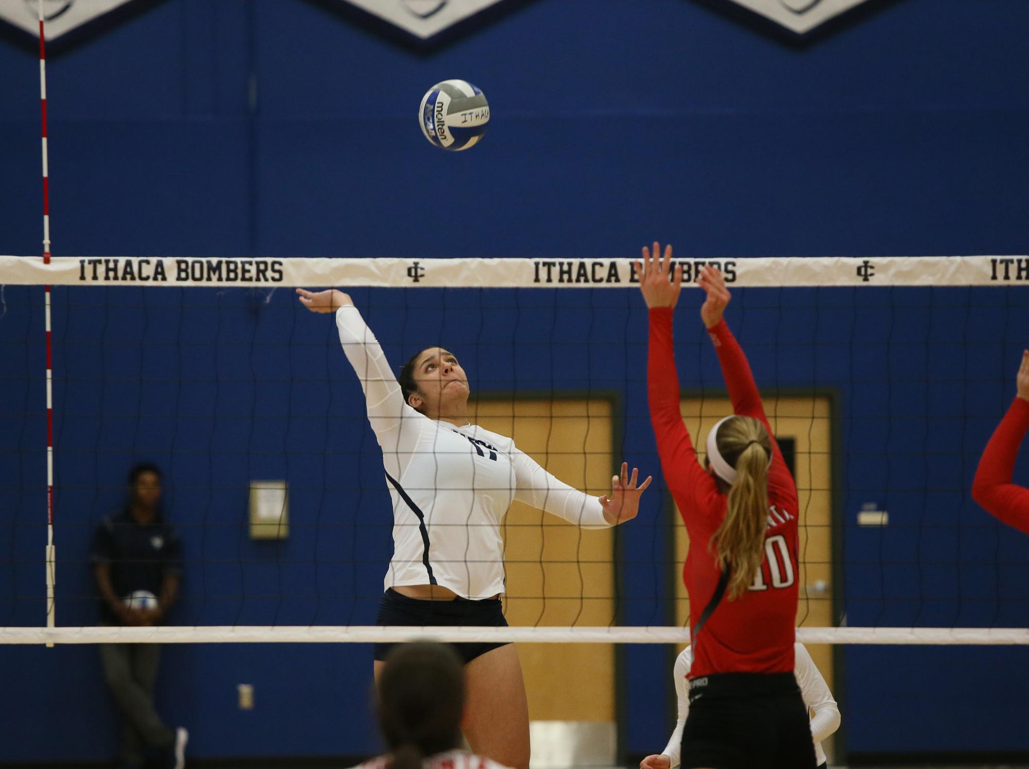 Ruby Dyson - Volleyball - Ithaca College Athletics