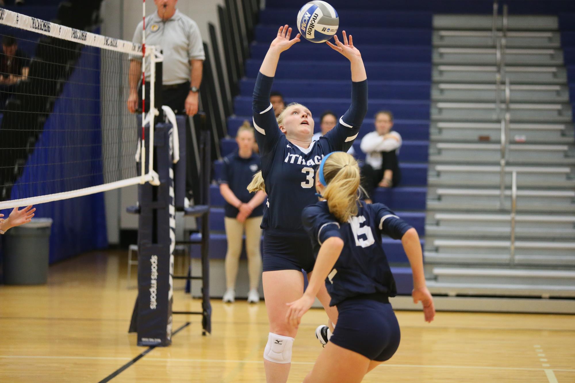 Caitlyn Floyd - Volleyball - Ithaca College Athletics