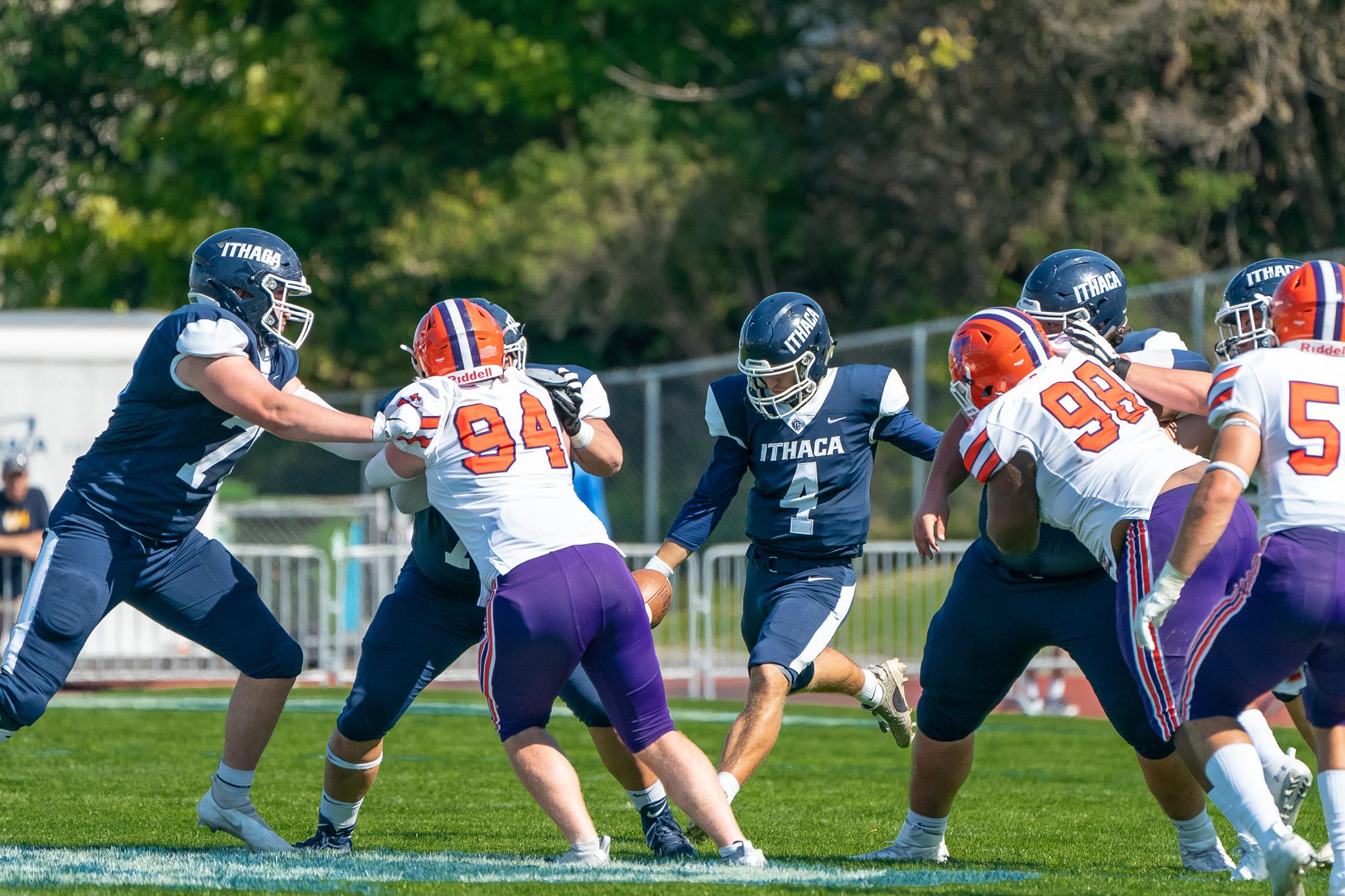 Conner Hayes - Football - Ithaca College Athletics