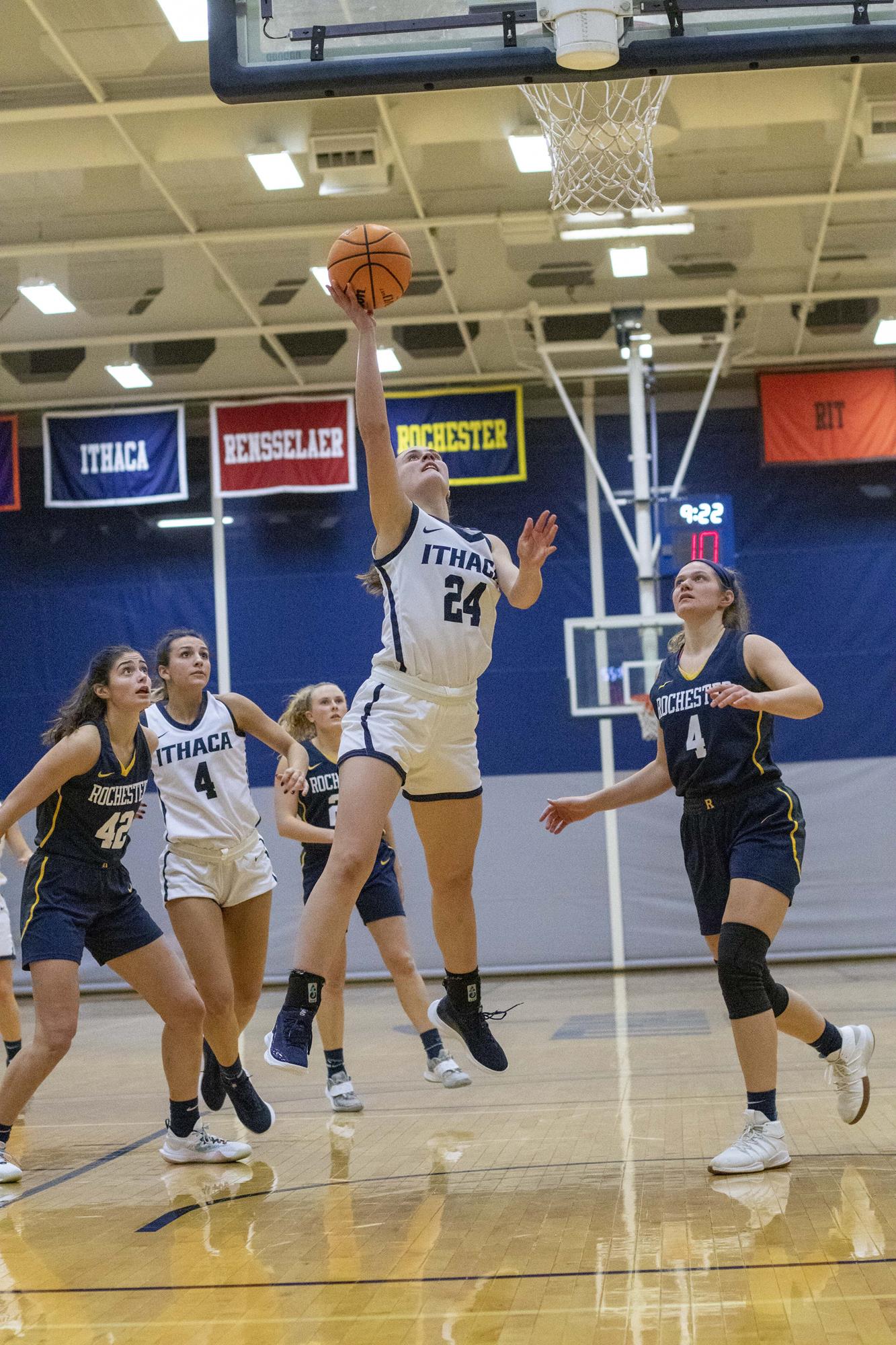 Lindsey Albertelli - Women's Basketball - Ithaca College Athletics
