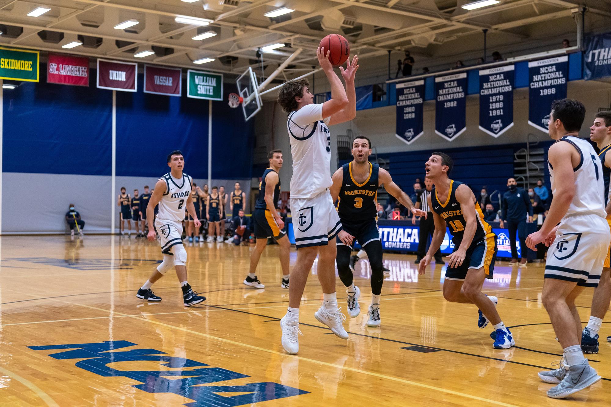 Luka Radovich - Men's Basketball - Ithaca College Athletics