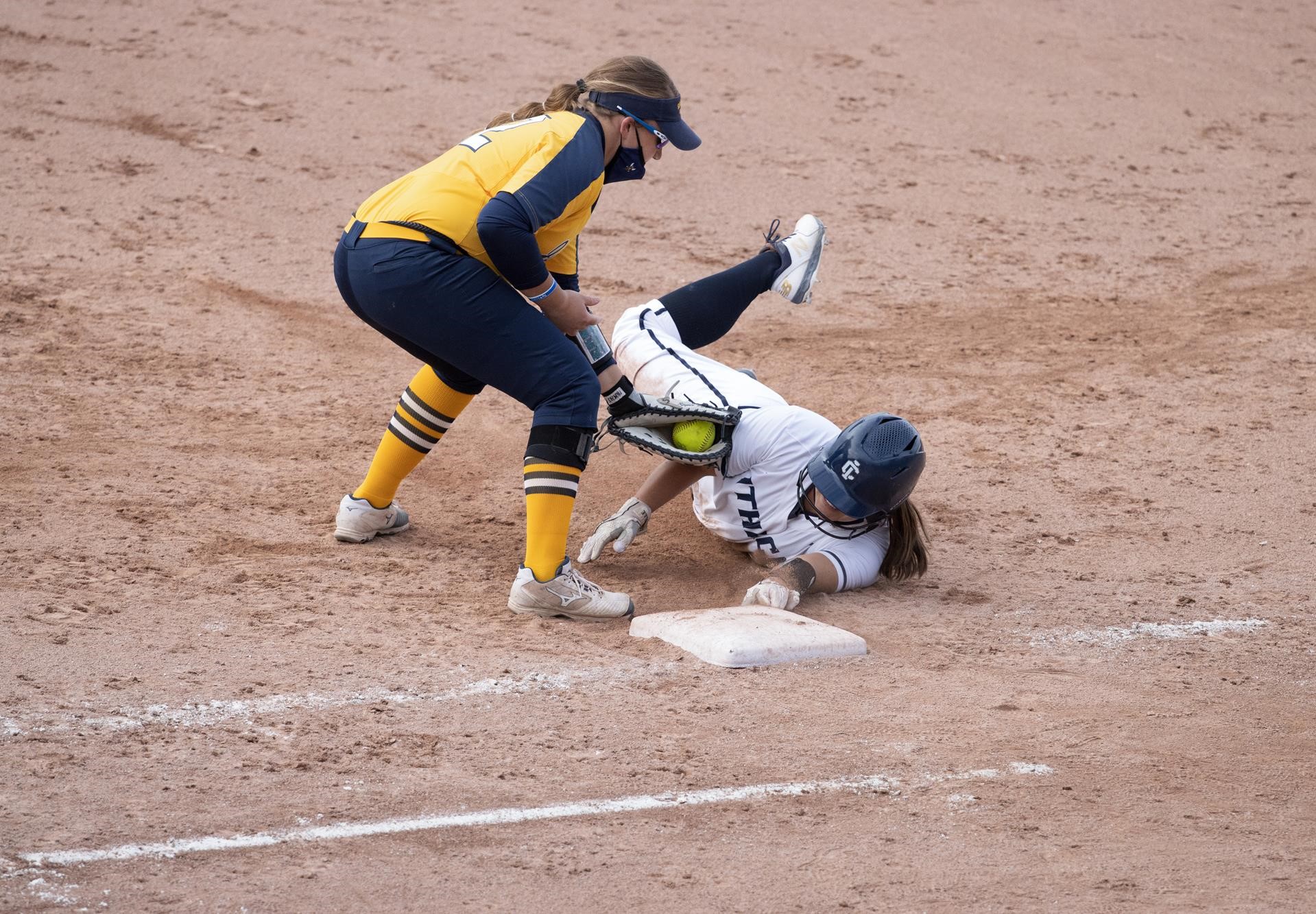 Haley White - Softball - Ithaca College Athletics