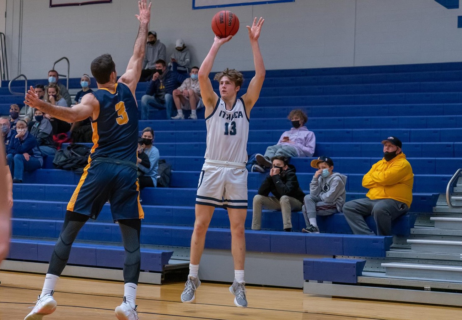 Men’s Basketball Prevails in High-Scoring Affair with RIT, 98-94 ...