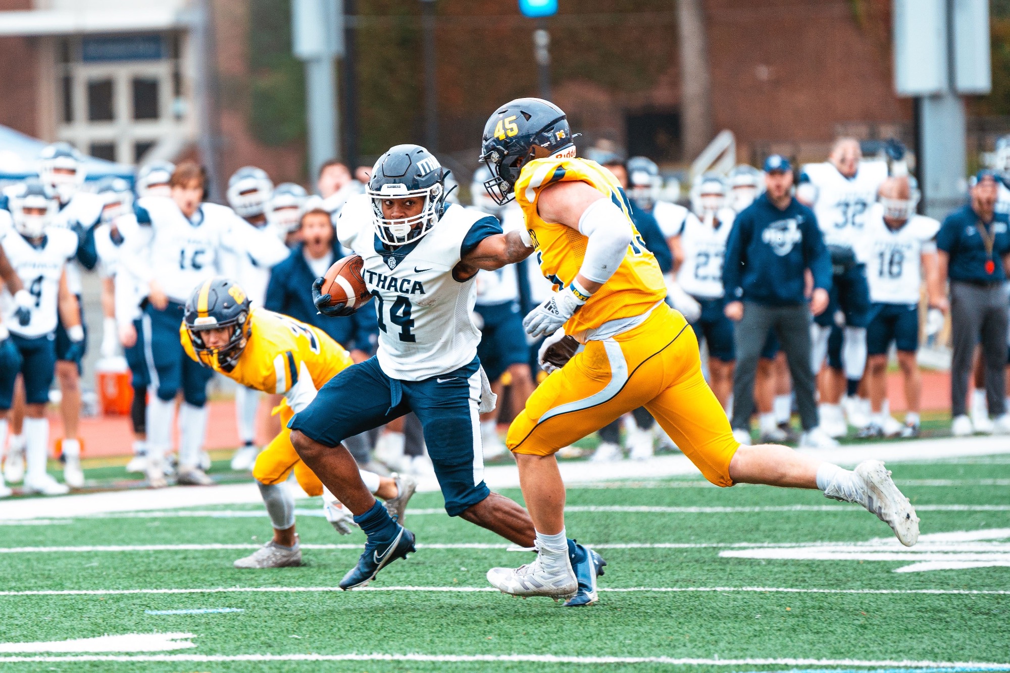 No. 16/18 Football Scores 21 Fourth Quarter Points to Down Rochester ...