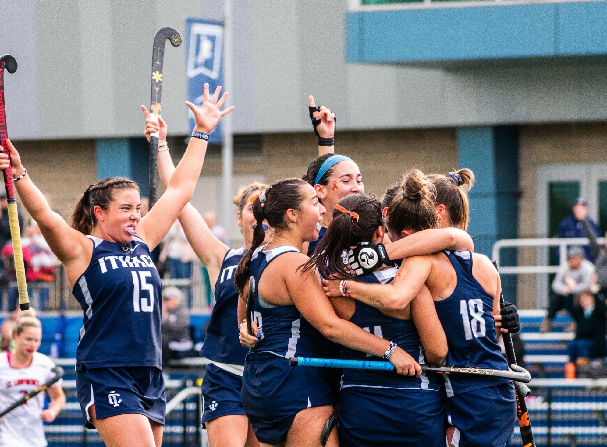 Field Hockey Extends Winning Streak to Six with 2-1 Victory over St ...