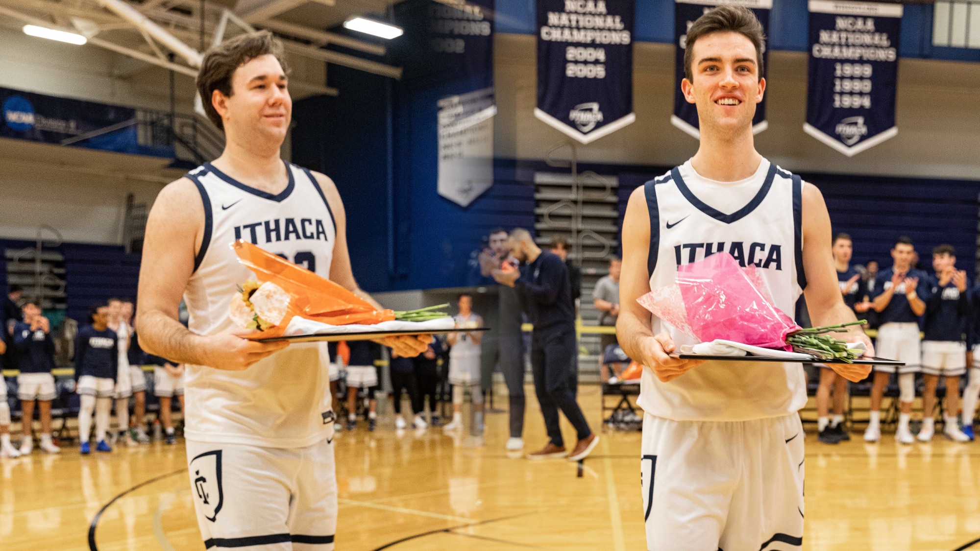 Men’s Basketball Dominates Skidmore on Senior Day, 75-56 - Ithaca ...