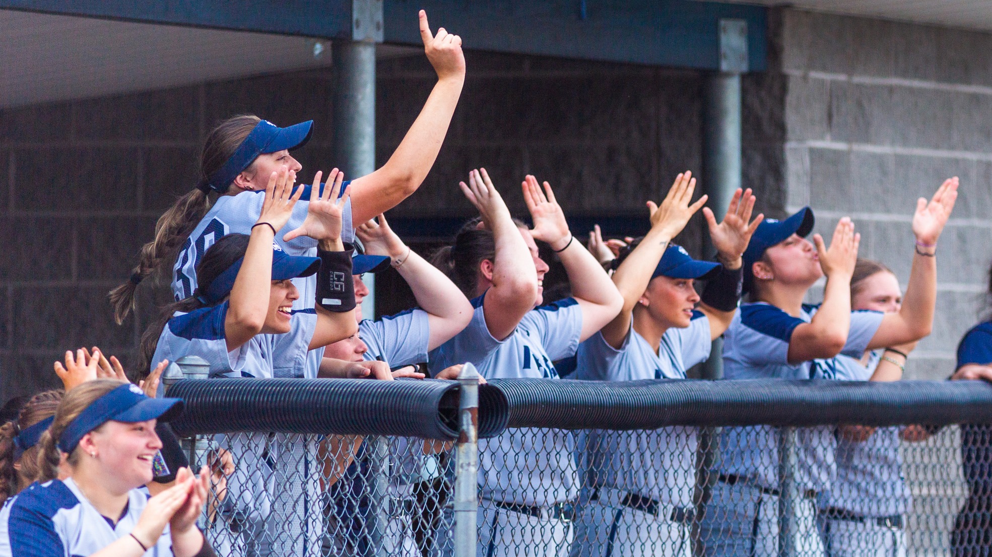 Softball Bounces Back with Sweep over Skidmore - Ithaca College Athletics