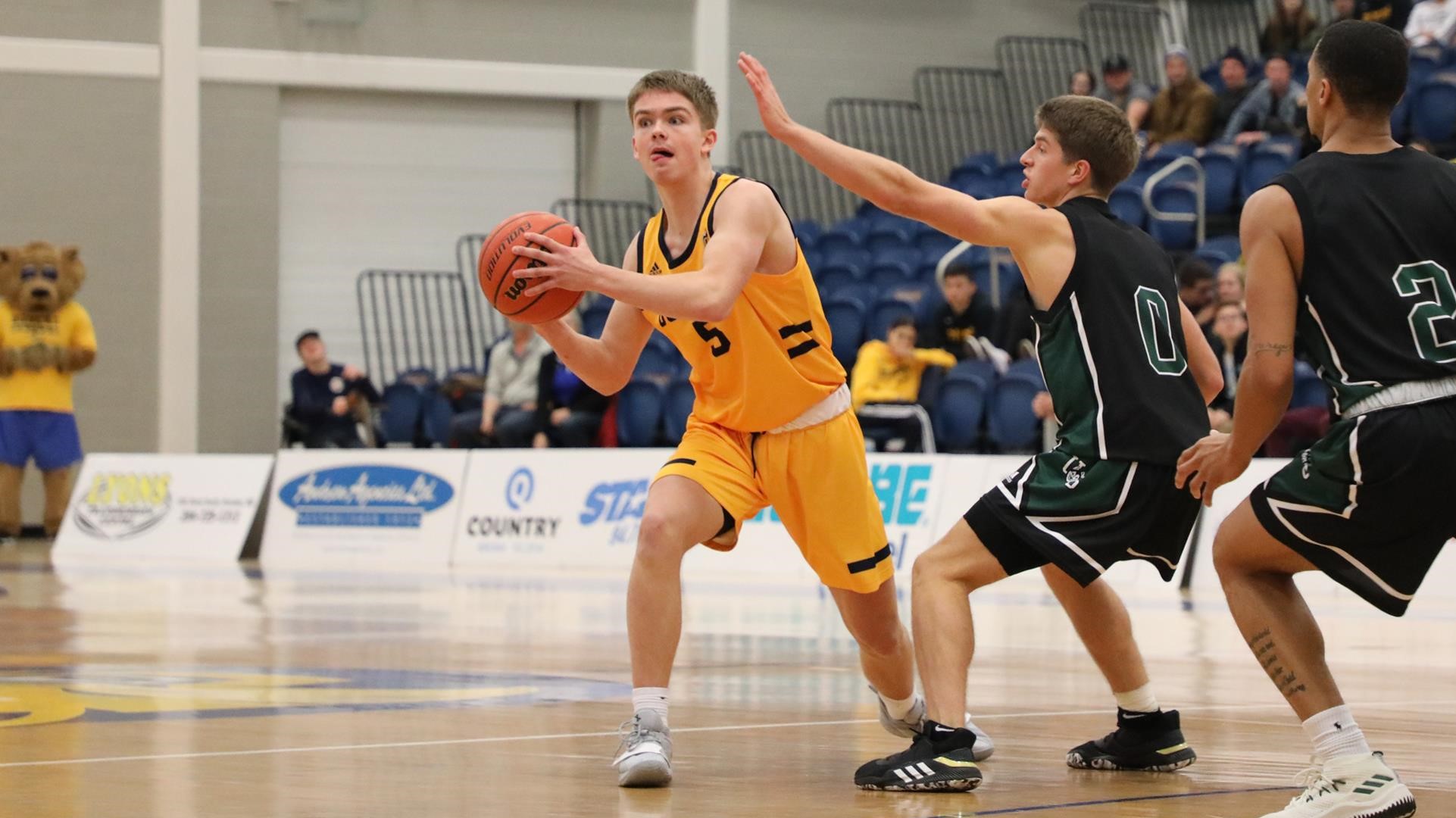 Hans Befus - Men's Basketball - Brandon University Athletics