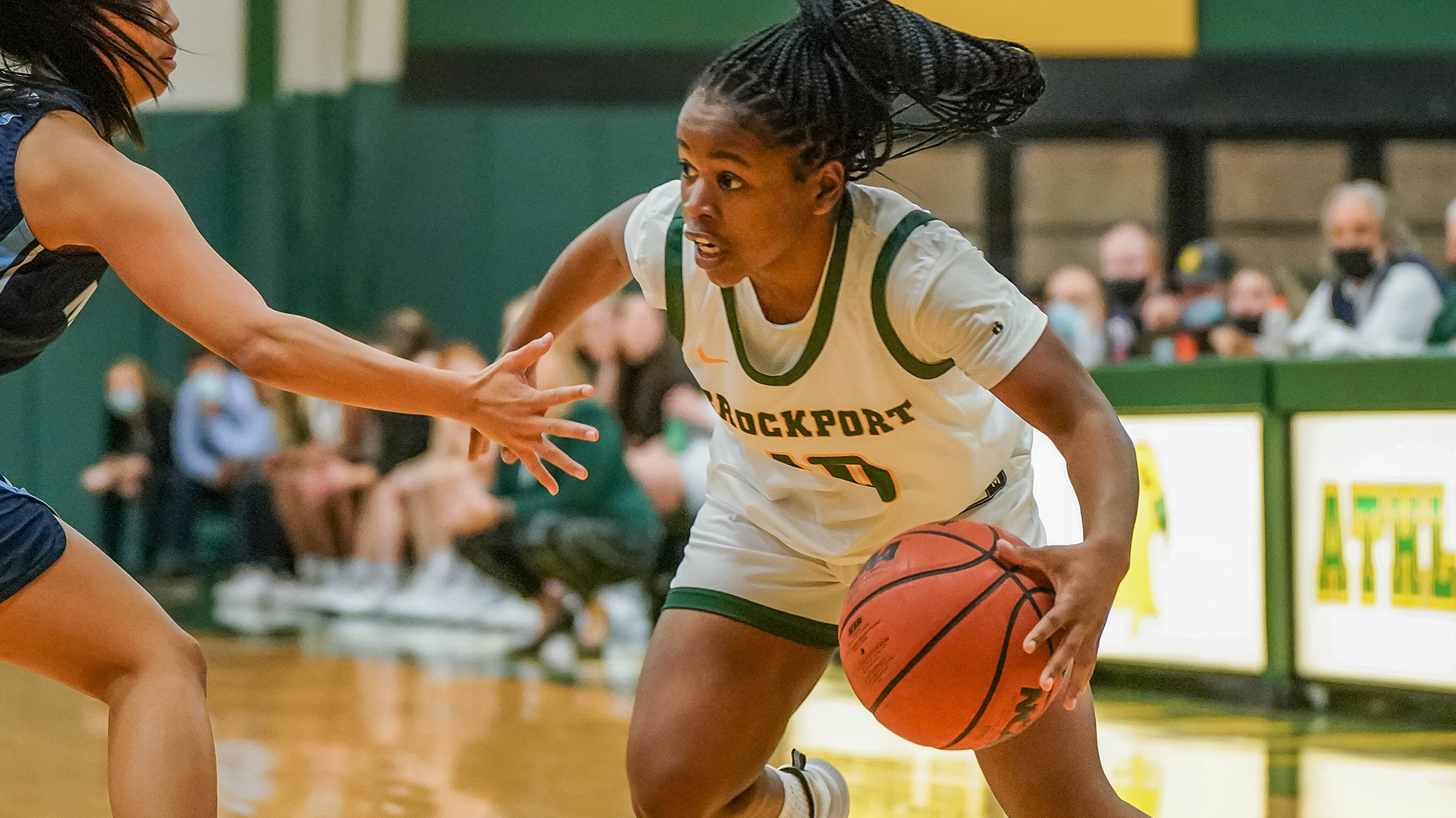 Chelsea Henry - Women's Basketball - SUNY Brockport Athletics