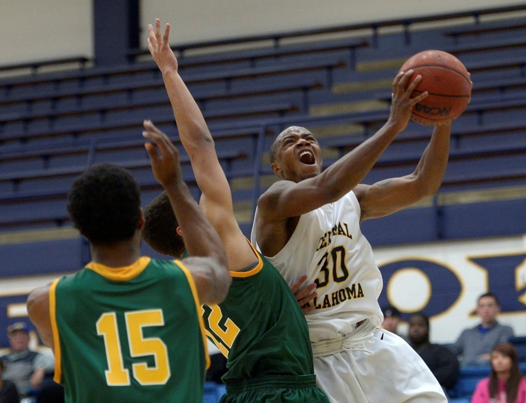 Nic Combs - Men's Basketball - University of Central Oklahoma Athletics