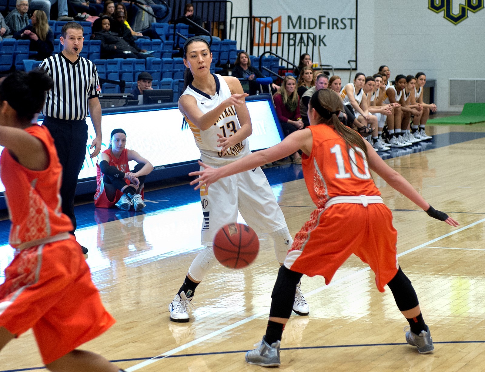 Chelsea Robinson - Women's Basketball - University of Central Oklahoma ...