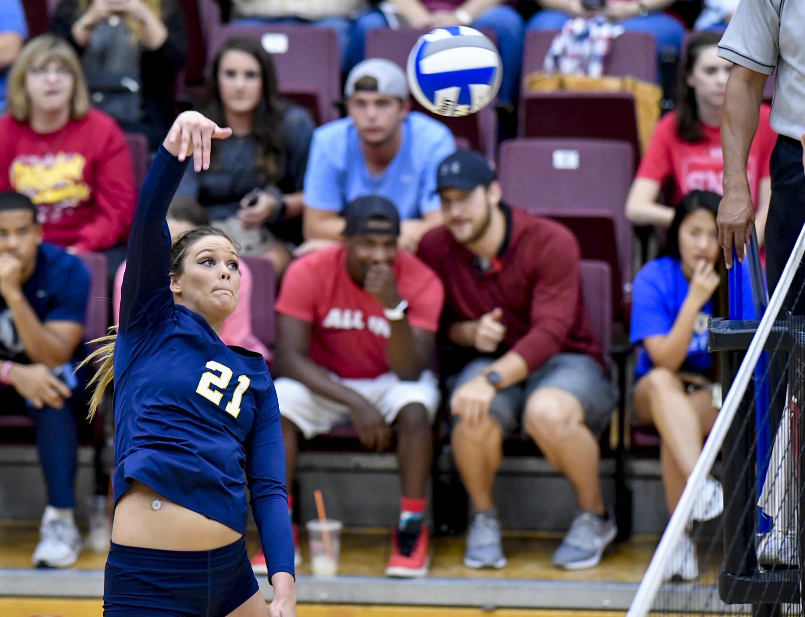 Allie Davis - Women's Volleyball - University of Central Oklahoma Athletics