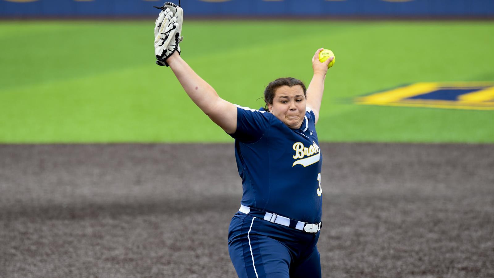 Sydney McLeod - Softball - University of Central Oklahoma Athletics