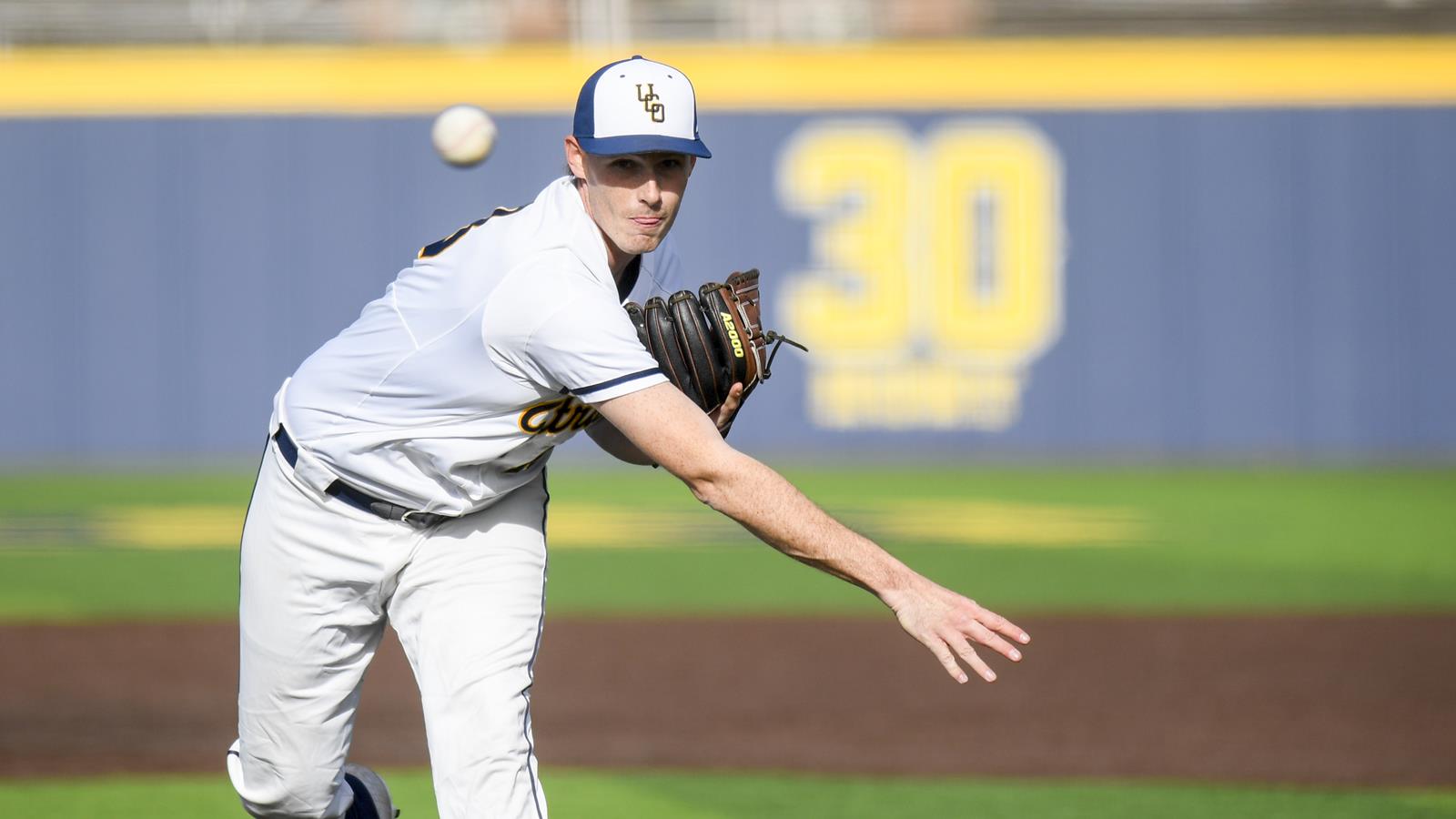 Dylan Hall - Baseball - University of Central Oklahoma Athletics